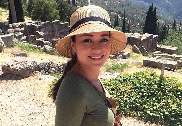 Gambar Di Sekitar Percutian Maya Karin Ke Greece