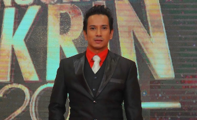 Ezany Nizariff Bercinta Dengan Janda Berstatus Datin Paduka