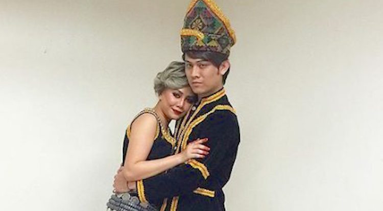 Gambar Resepsi Akim & Stacy Gaya Tradisional Kadazan