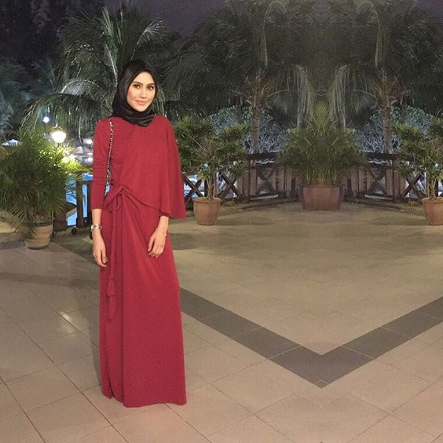 Erin Malek Kini Selesa Bertudung Erin Malek Kini Selesa Bertudung