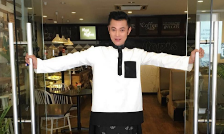 Aznil Nawawi Elak Rasa Riak Promosi Produk Sendiri