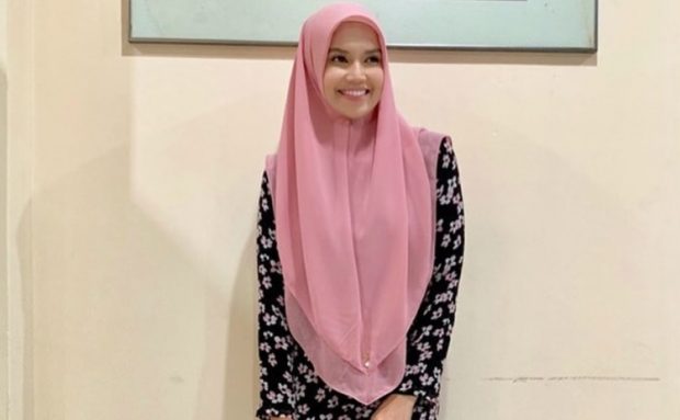 Faezah Elai Hanya Perlukan Tudung Labuh, Bukan Fesyen Jenama Mewah