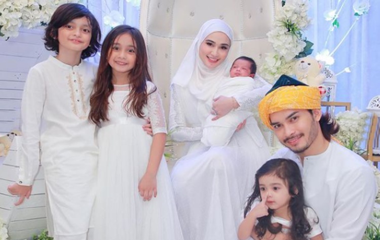 Kerap Menangis Sejak Lahir, Wawa & Aeril Tukar Nama Anak Bongsu Kerap Menangis Sejak Lahir, Wawa & Aeril Tukar Nama Anak Bongsu