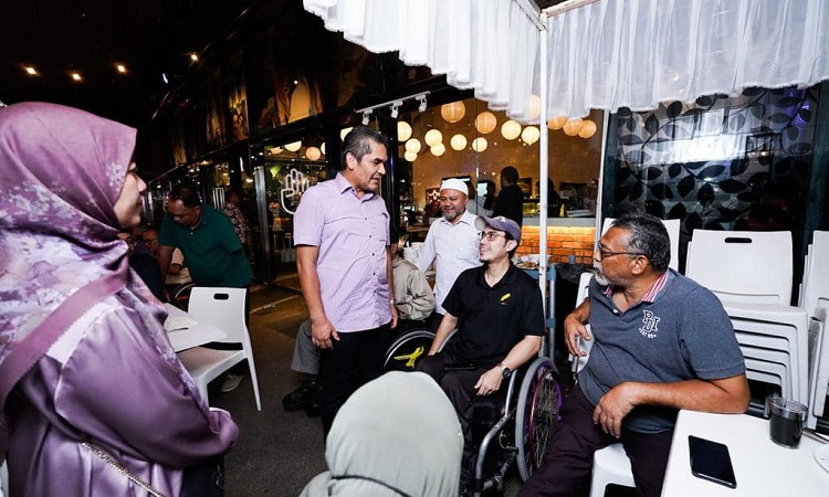 KPM Sedia Tambah Baik Kemudahan Mesra OKU Di Sekolah - Dr Radzi Jidin KPM Sedia Tambah Baik Kemudahan Mesra OKU Di Sekolah - Dr Radzi Jidin