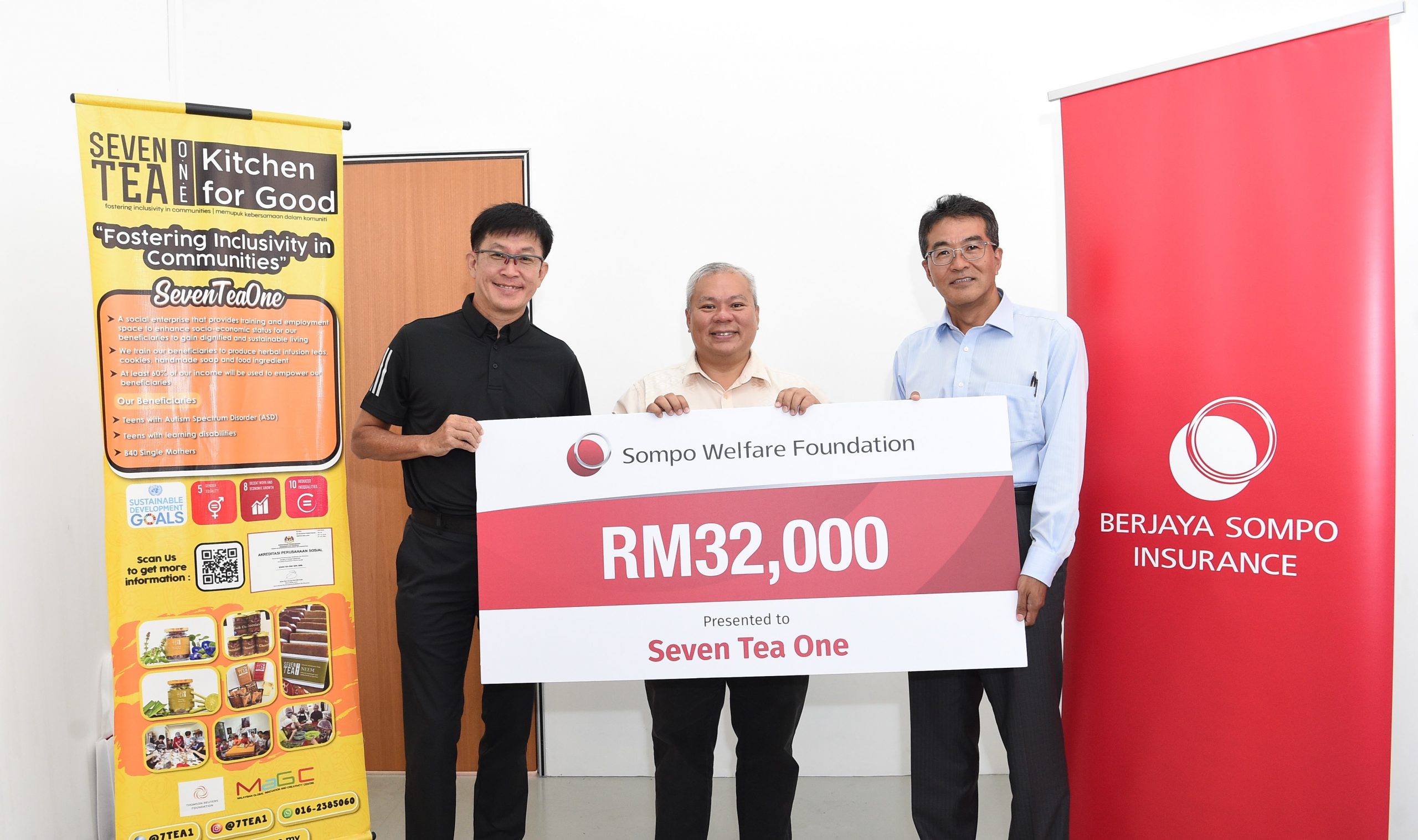 Yayasan Berjaya Sompo Beri RM32,000 Kepada Seven Tea One Untuk Pusat Tea Herba Halal