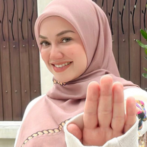 Adam AF & Fiza Elite Selamat Bergelar Suami Isteri