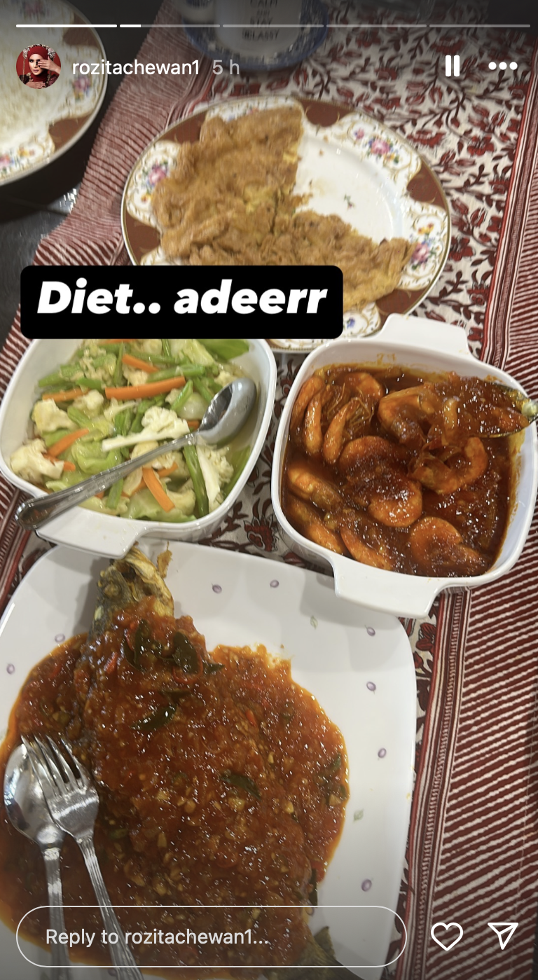 Kecoh Rumah Kena Serbu, Che Ta Tenang Nikmati Sambal Udang & Siakap
