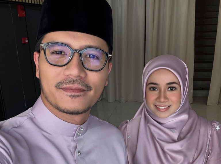 Sweetnya Fattah Amin Bagi ‘Love’ Biru Pada Amira Othman