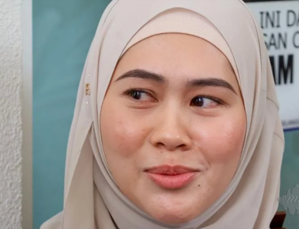 Hadir Majlis Bekas Isteri, Ally Iskandar Sejuk Hati Tengok Wajah Suami Farah Lee